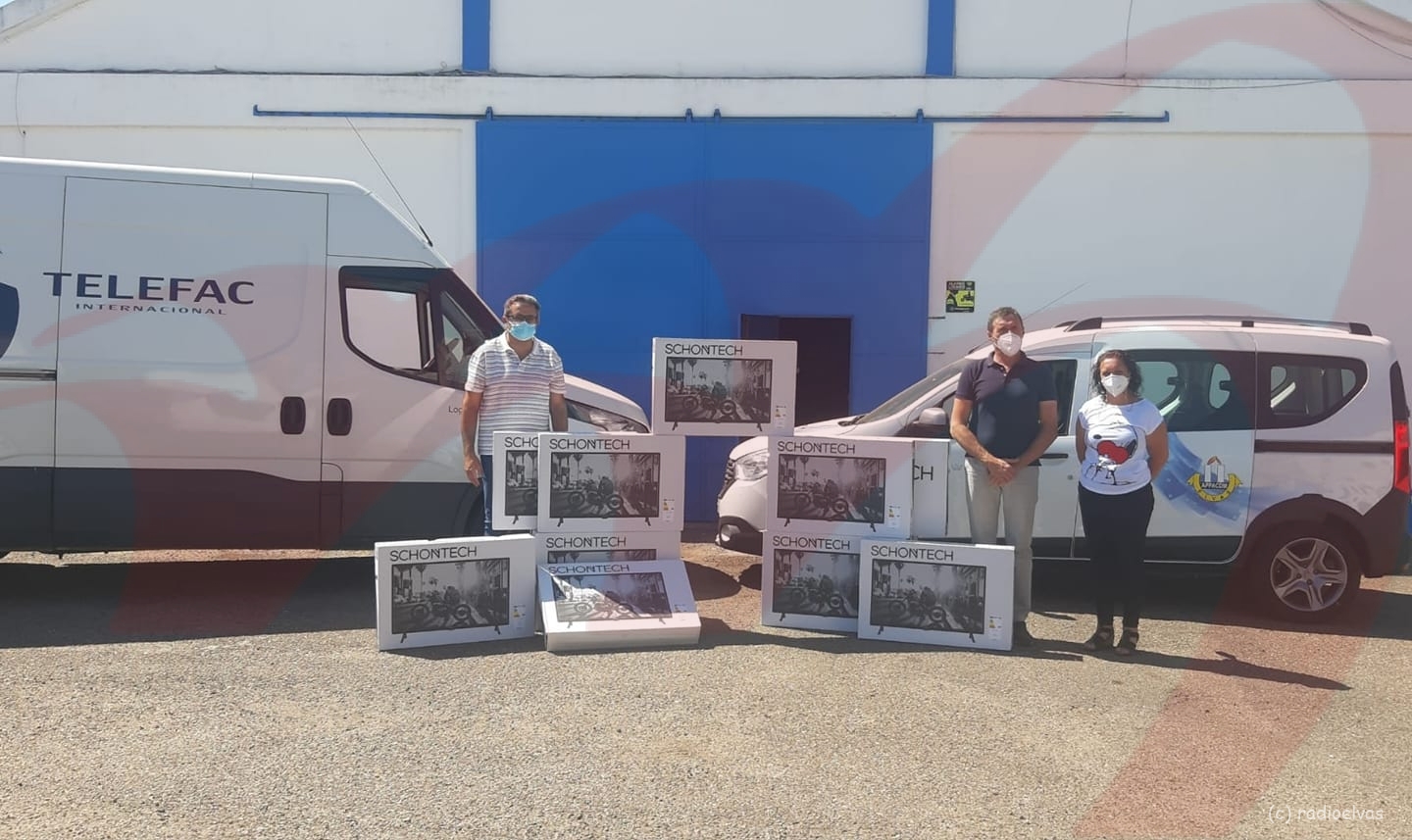 Telefac oferece televisores à APPACDM de Elvas - Rádio Elvas