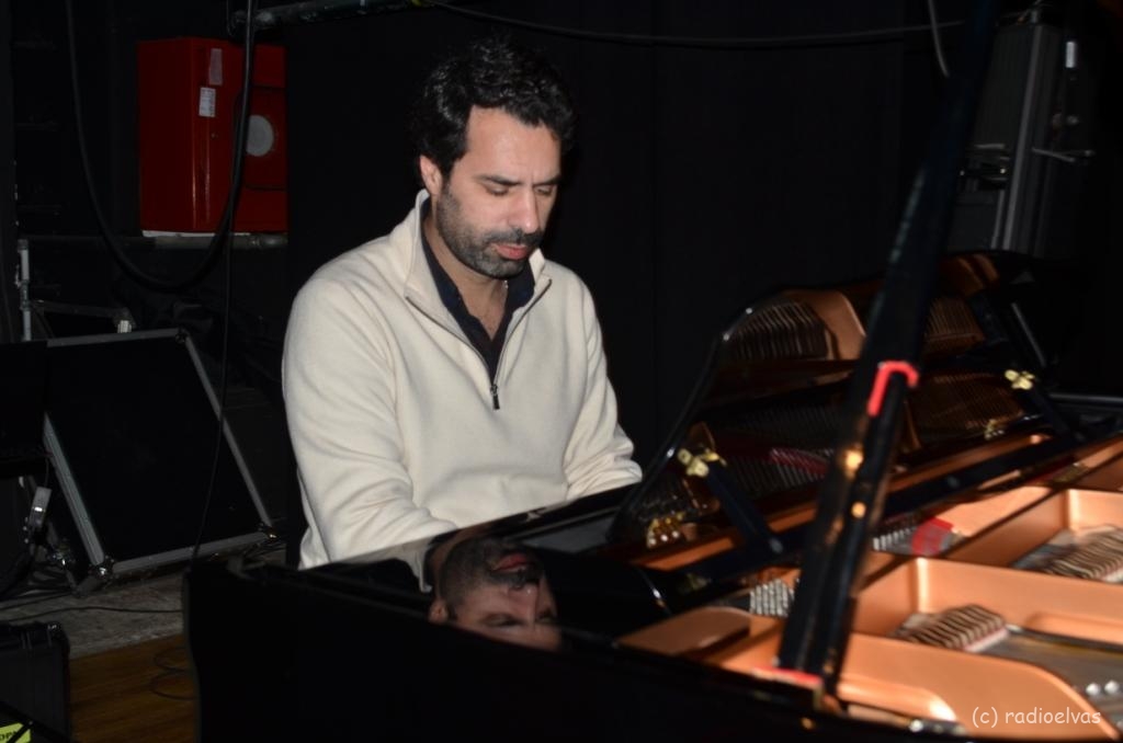 Pedro Zagalo apresenta em “casa” o seu primeiro álbum - Rádio Elvas