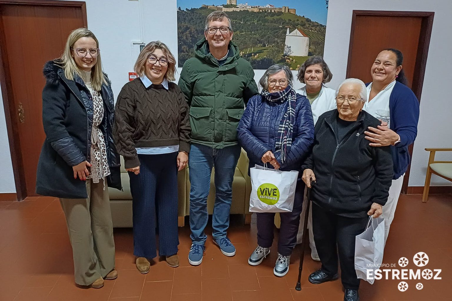 Município de Estremoz ofereceu Bolos Reis às instituições do concelho ...